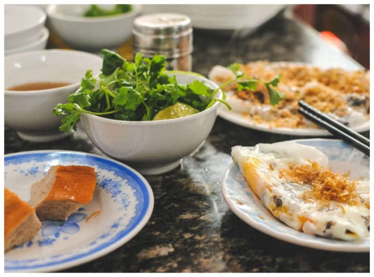 Best treats of Hanoi – banh cuon nong – Soul in the Bowl